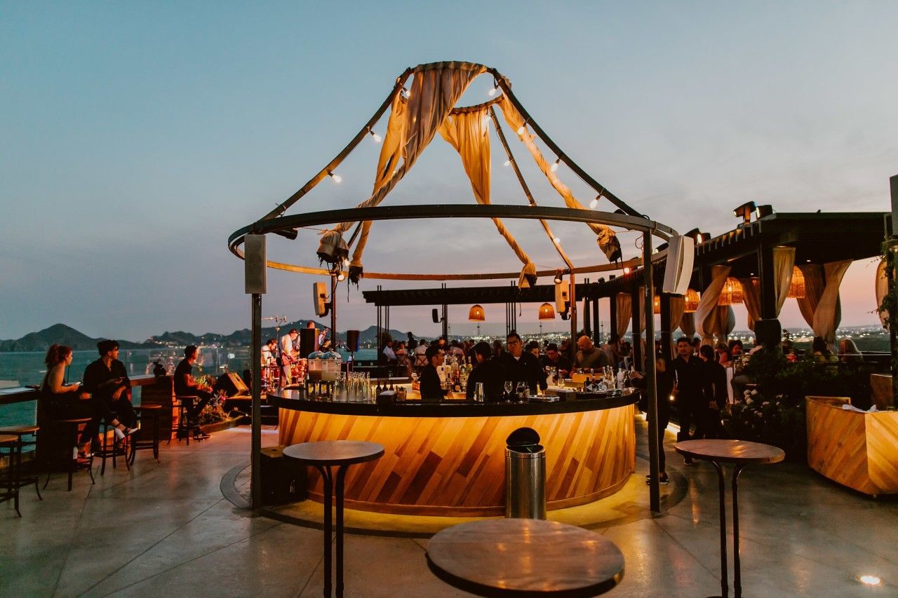 Discover Cabo San Lucas Nightlife | Cabo Platinum